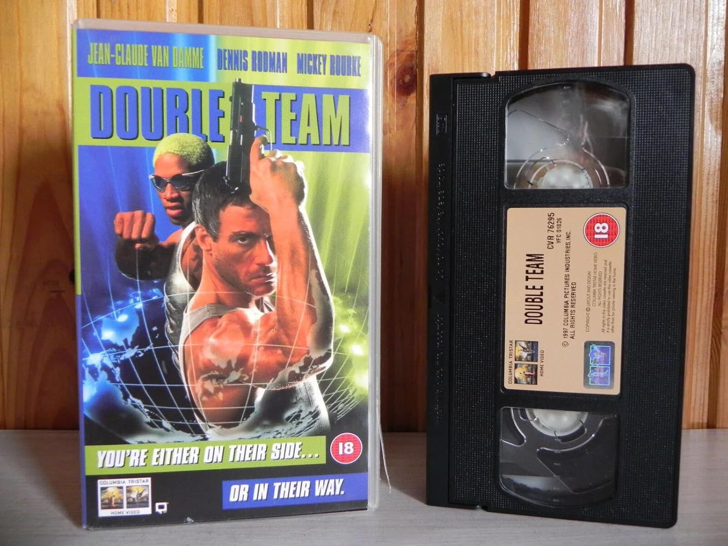 Double Team [VHS] : Jean-Claude Van Damme, Dennis Rodman, Mickey Rourke ...