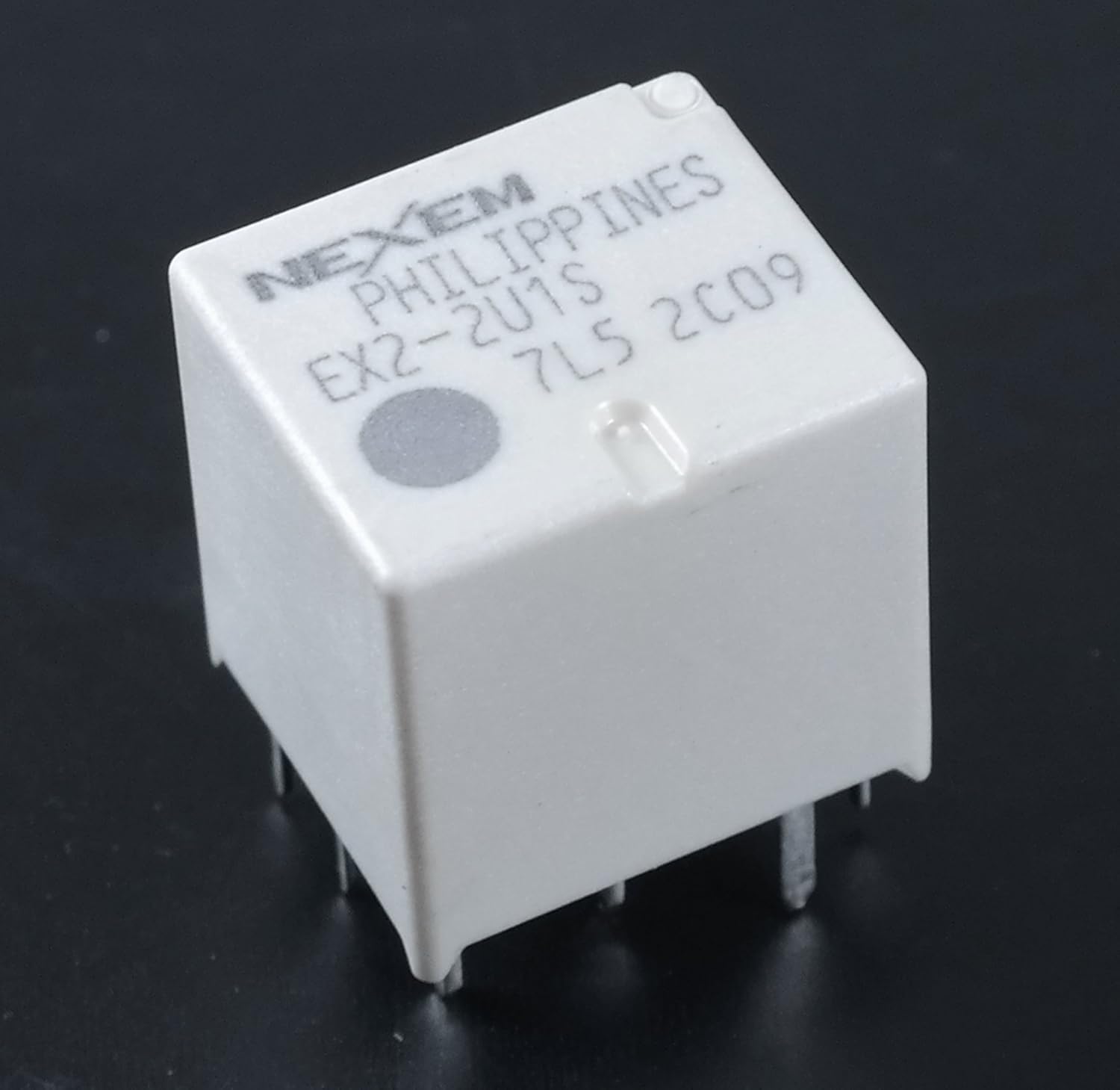 Amazon.com: NEC/Tokin, Automotive Relays, SPDT, Momentary, 12VDC, 30A ...