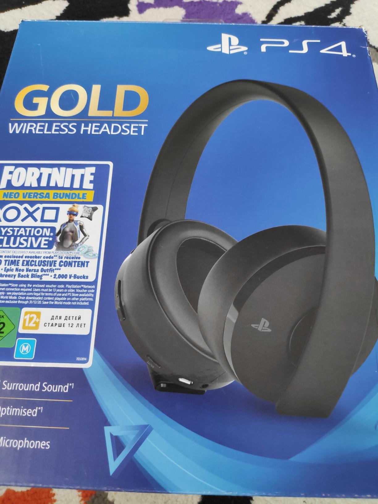 Sony - Gold Black Wireless 7.1 Gaming Headset Fortnite Neo Versa Bundle ...
