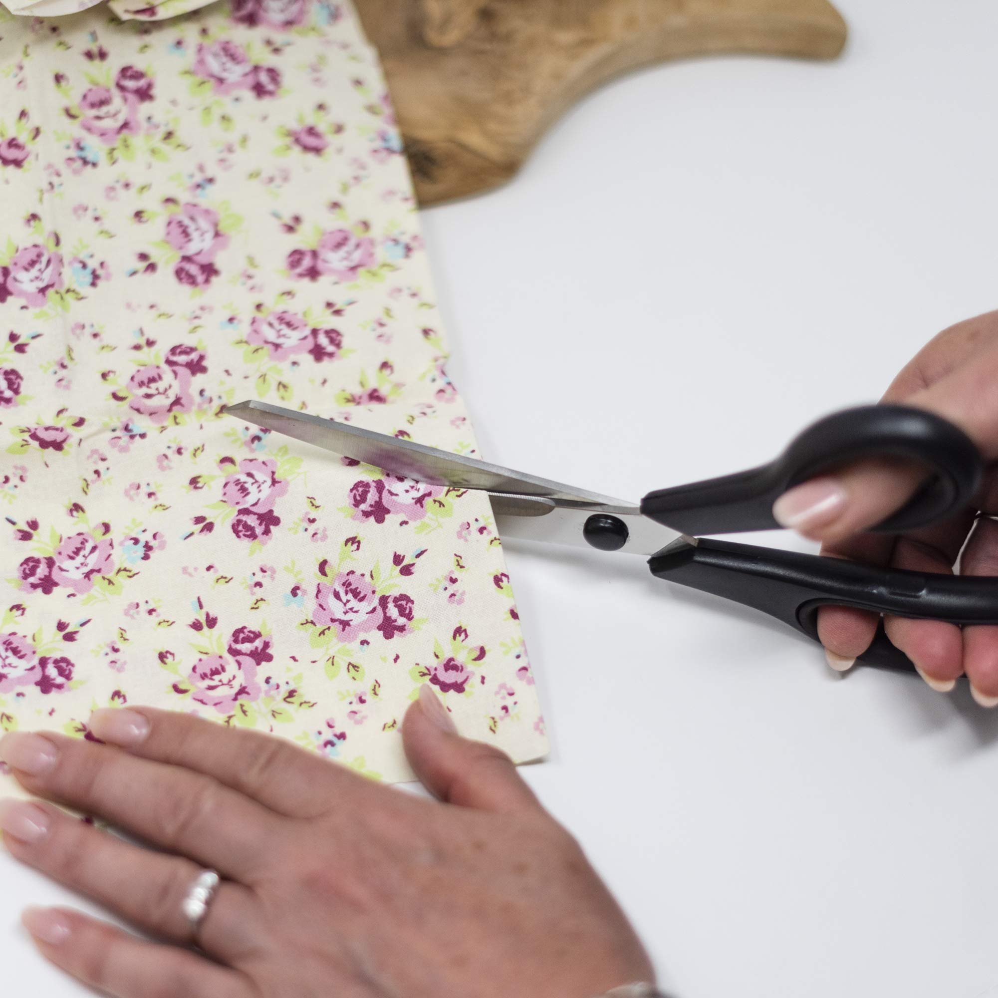 Buy DRESSMAKING SCISSORS 9 INCH by Korbond – Soft Grip Professional ...