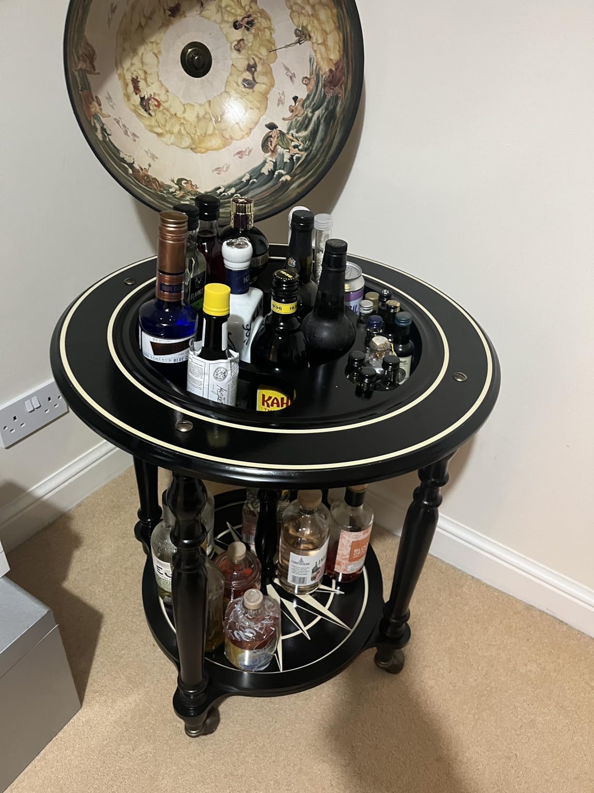 HOMCOM Unique Globe Drinks Cabinet Wood Frame 3 Compartments Bottles ...