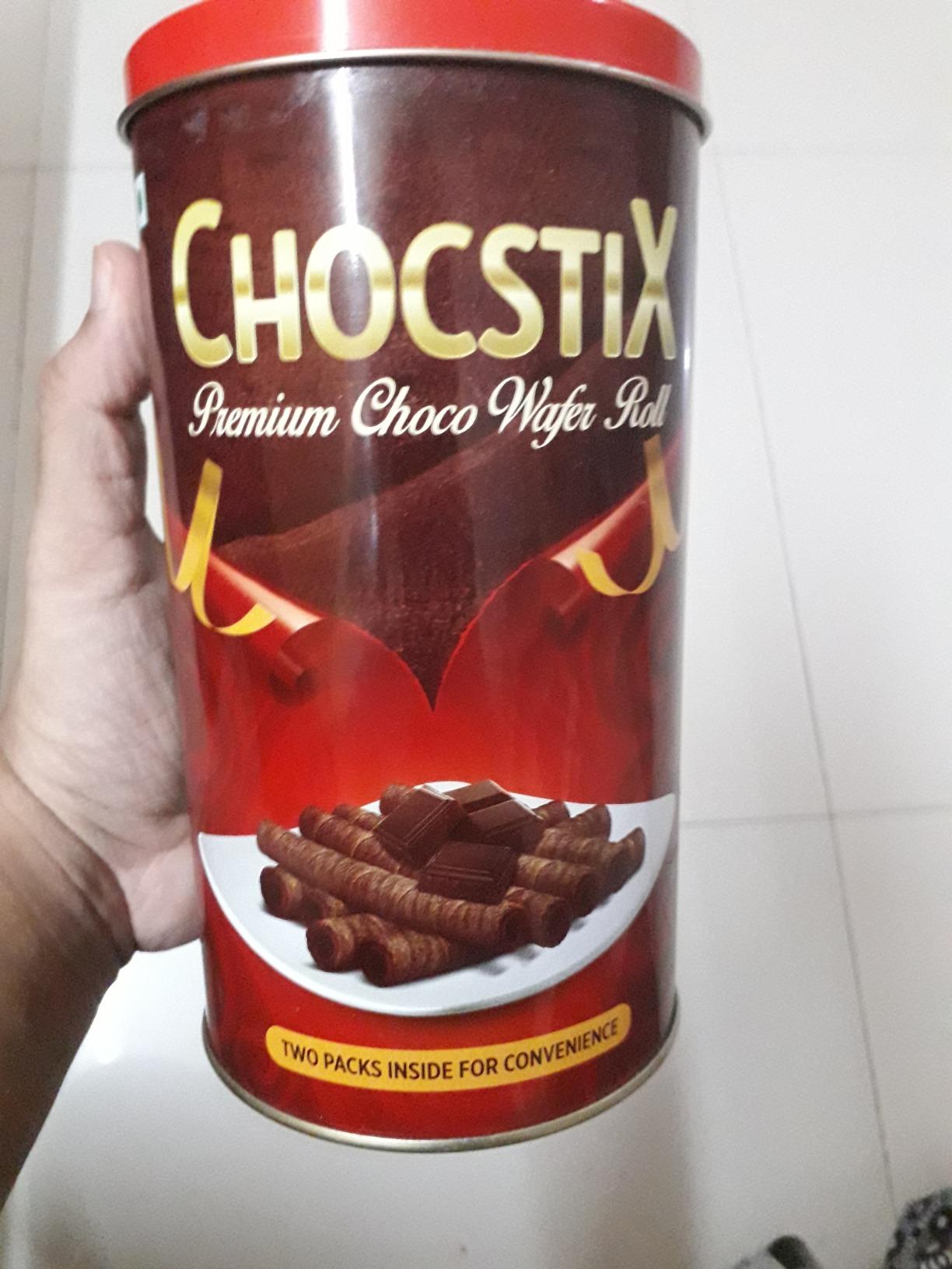 PICKWICK Chocstix Wafer Rolls – Premium Chocolate Flavoured, 300gm Tin ...