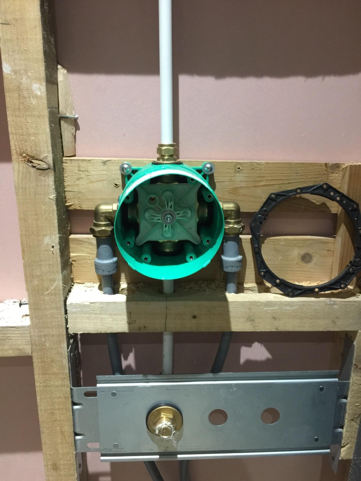 hansgrohe iBox universal 2 - basic set for hansgrohe shower, bath and ...