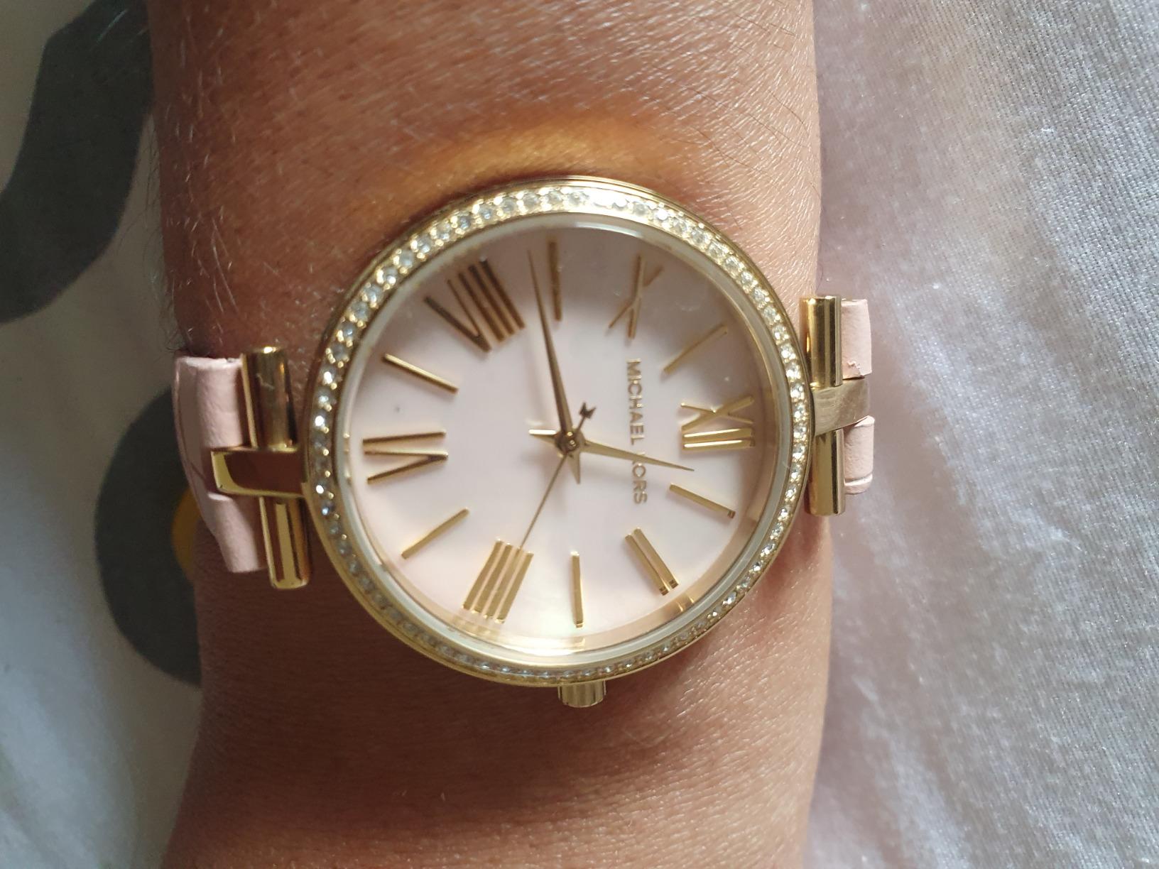 Michael Kors Maci Analog Pink Dial Women's Watch-MK2790 : Amazon.in ...