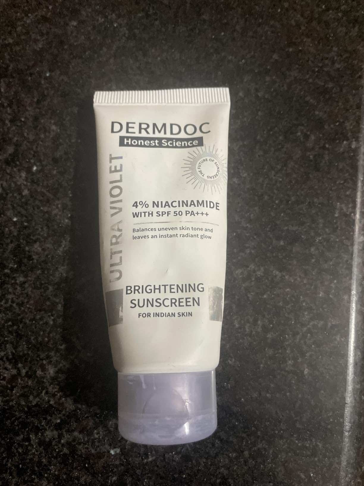 DERMDOC 4% Niacinamide Brightening Sunscreen with SPF 50 Sun Protection ...