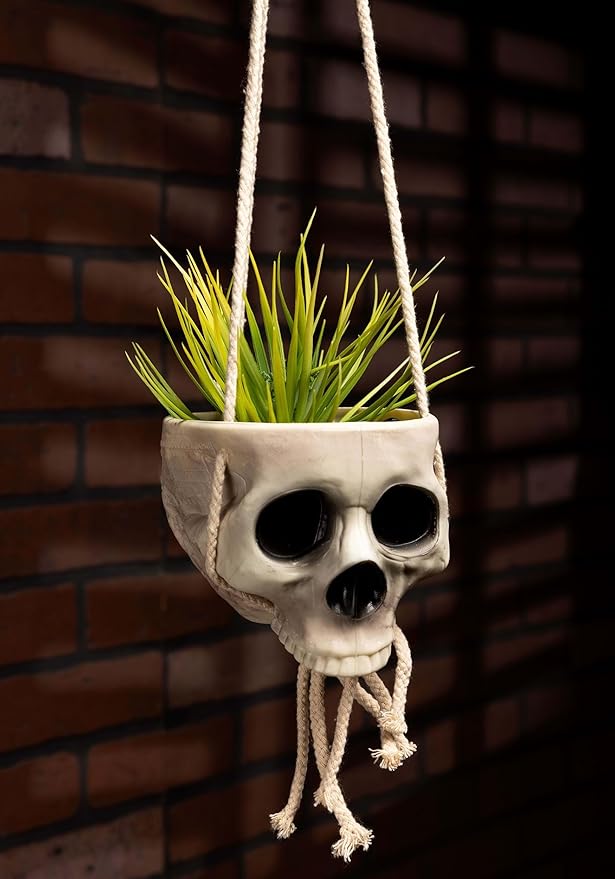 Amazon.com: Fun World Hanging Skull Bone Color Planter Standard : Patio ...