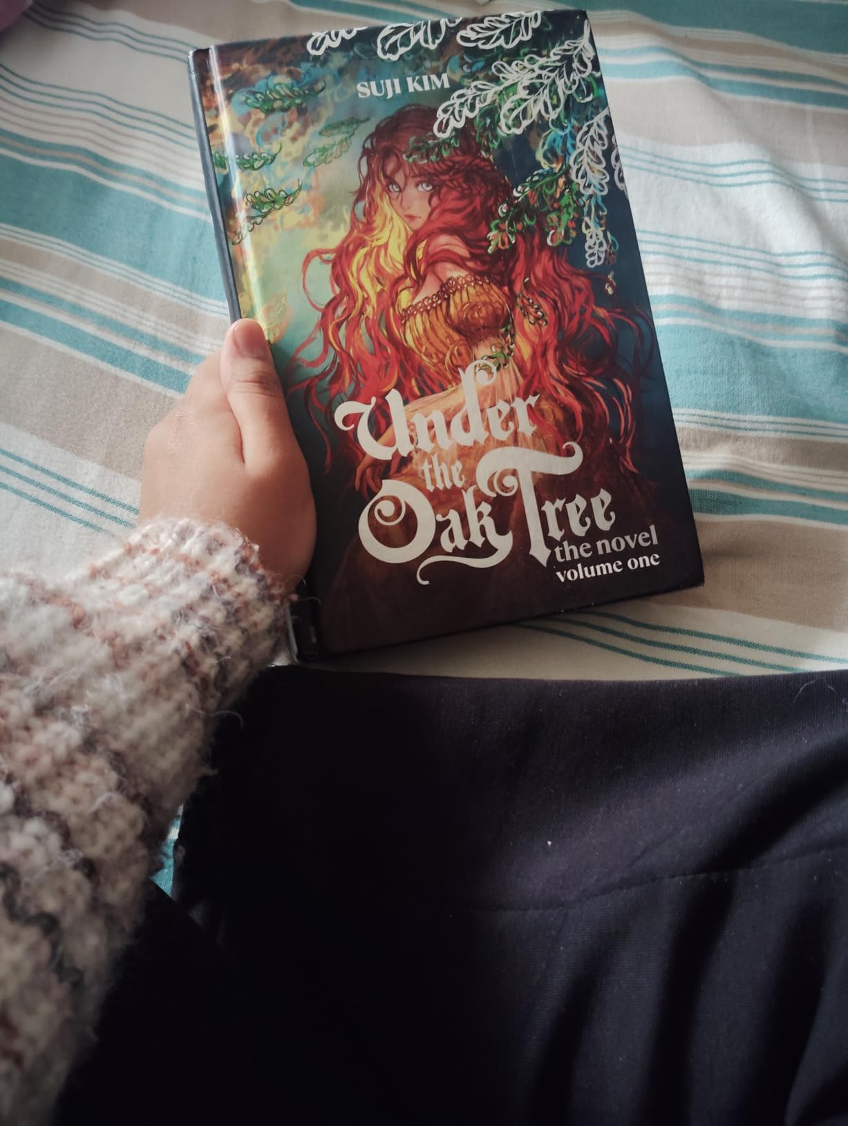 Under the Oak Tree, Vol. 1 (novel): The New York Times bestselling ...
