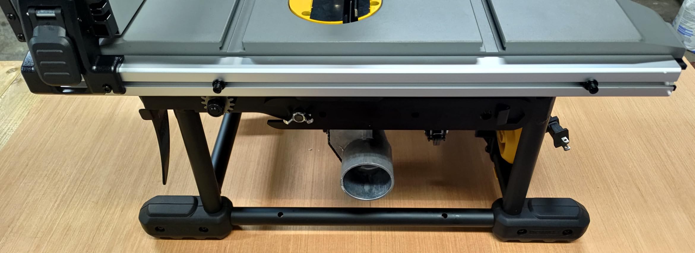 $11/mo - Finance DEWALT Portable Table Saw with Stand, 8-1/4 inch, up ...