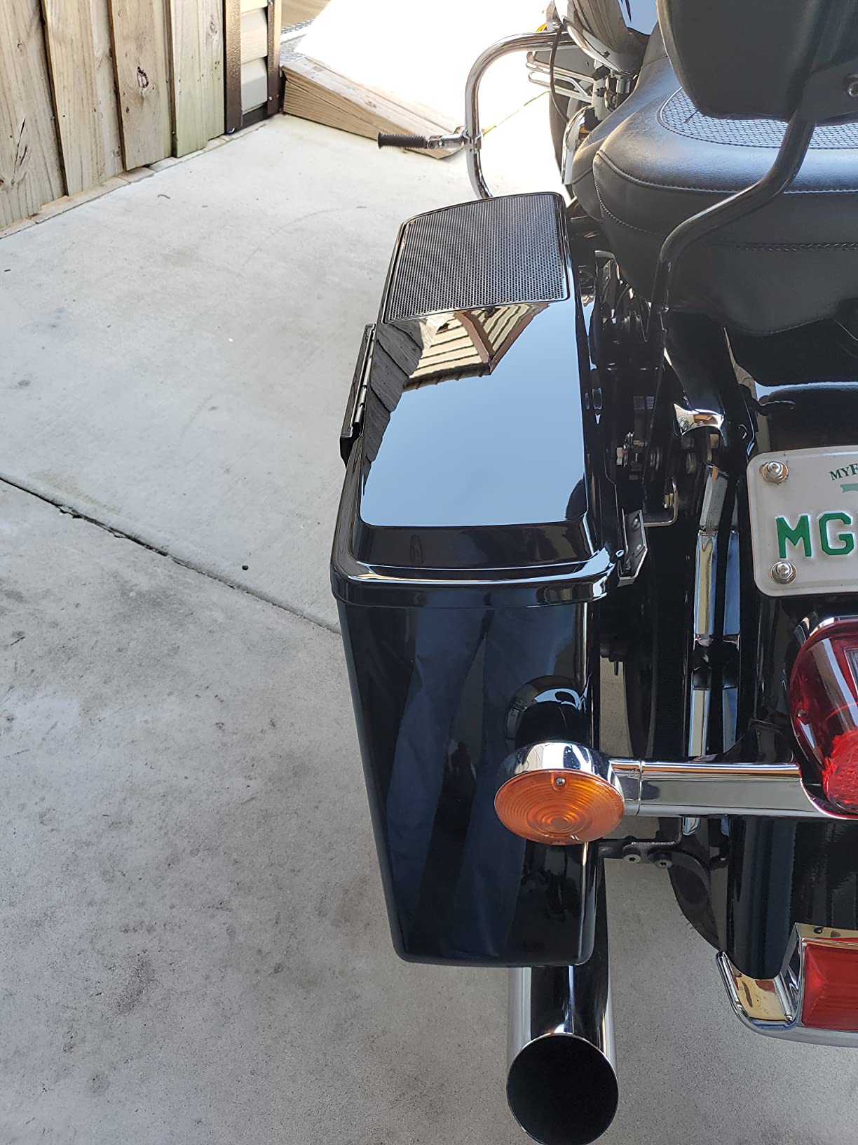 $42/mo - Finance TCMT Hard Saddlebags Trunk W/ 6x9 Speaker Lid Latch ...