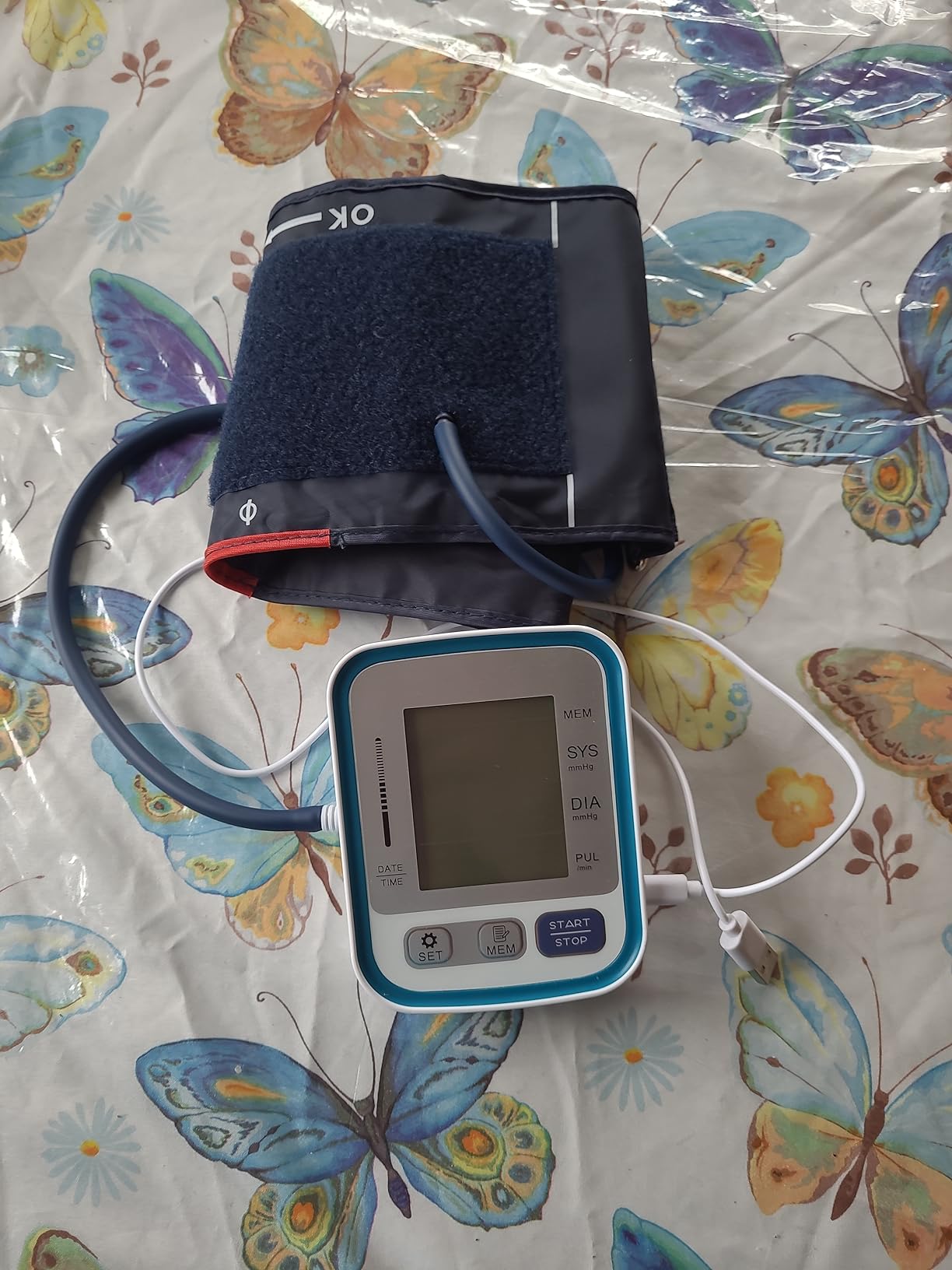 Alcarefam Blood Pressure Machine for Home Use, 3 Color Backlit Blood ...