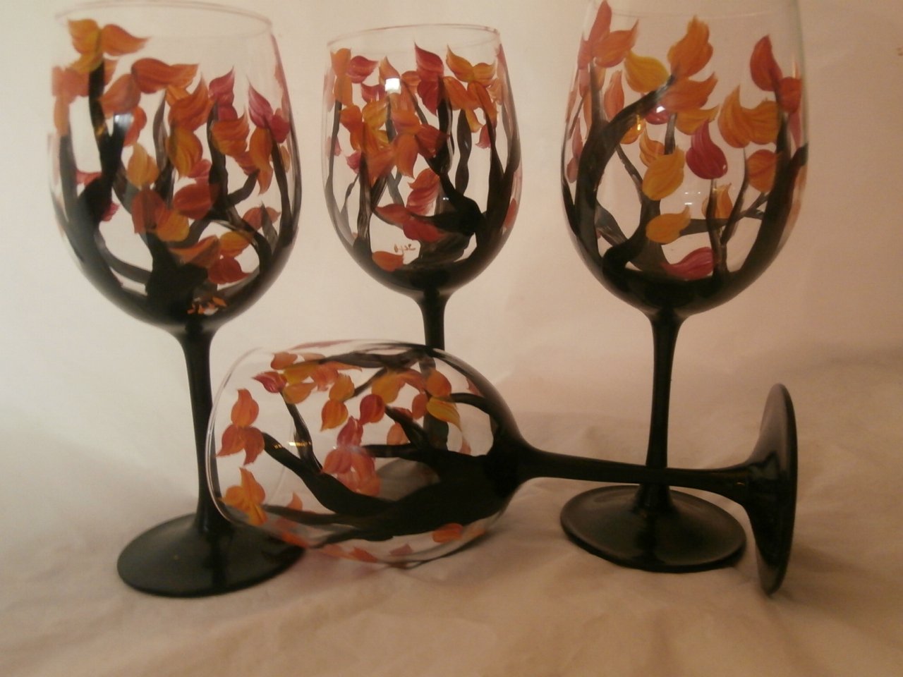 Amazon.com: Hand painted fall leaves goblets. Great set. usa. Set of 4 ...