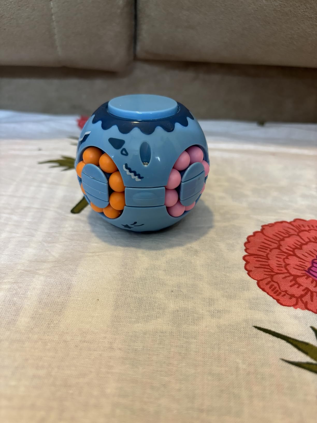 Skaleups Rotating Spinner Mini Puzzle Ball Toy I Stress Buster ...