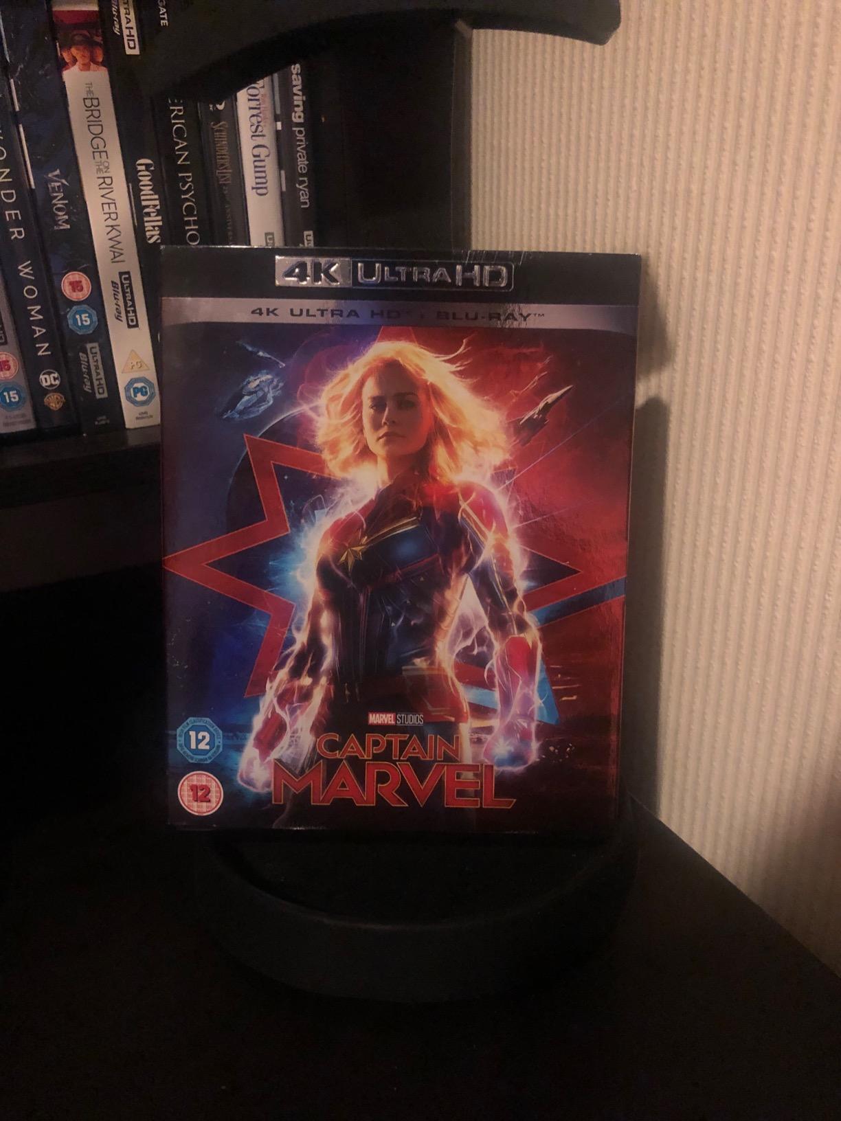 Marvel Studios Captain Marvel [Blu-ray] [2019] [Region A & B & C ...