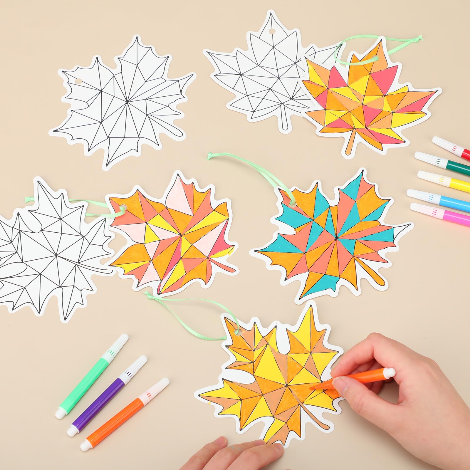 Snapklik.com : 80 Pcs Color Your Own Thanksgiving Fall Leaves DIY ...