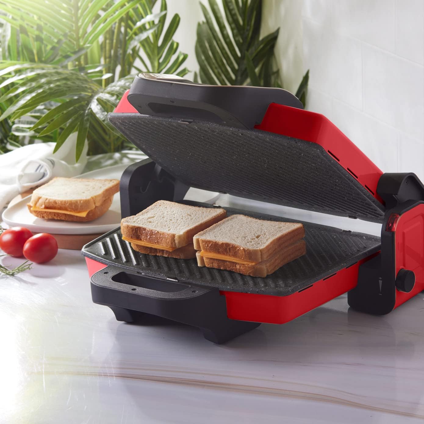 Karaca Future Essential Toaster Matte Red 1800 W User Manual