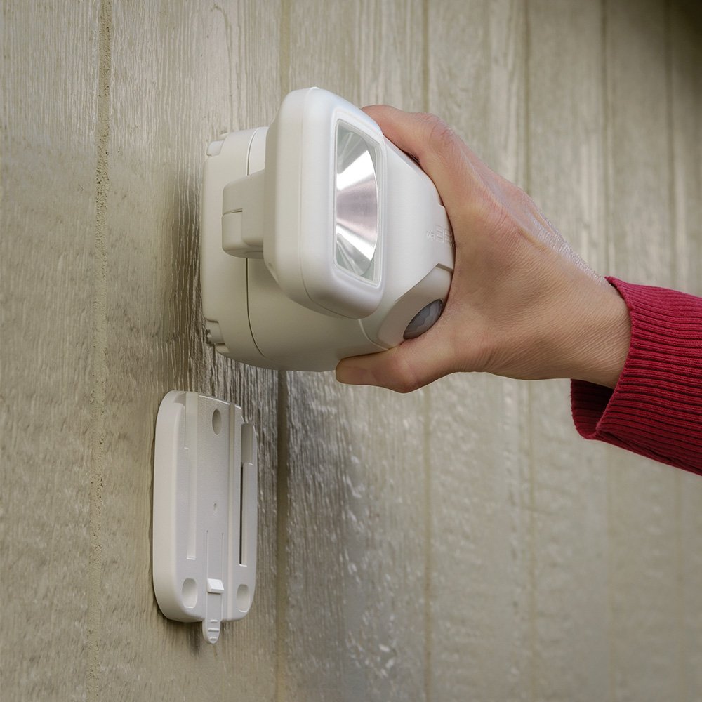 Snapklik.com : Beams MB3000 High Performance 500 Lumen Wireless Battery ...