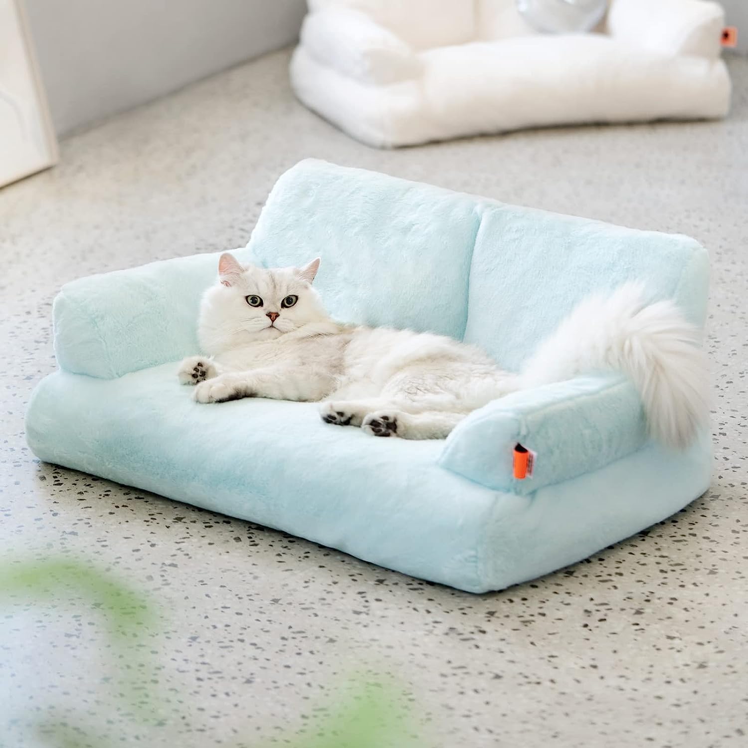 MEWOOFUN Cat Bed Fluffy and Soft Cat Sofa, Cat Couch Bed for Large Cats ...
