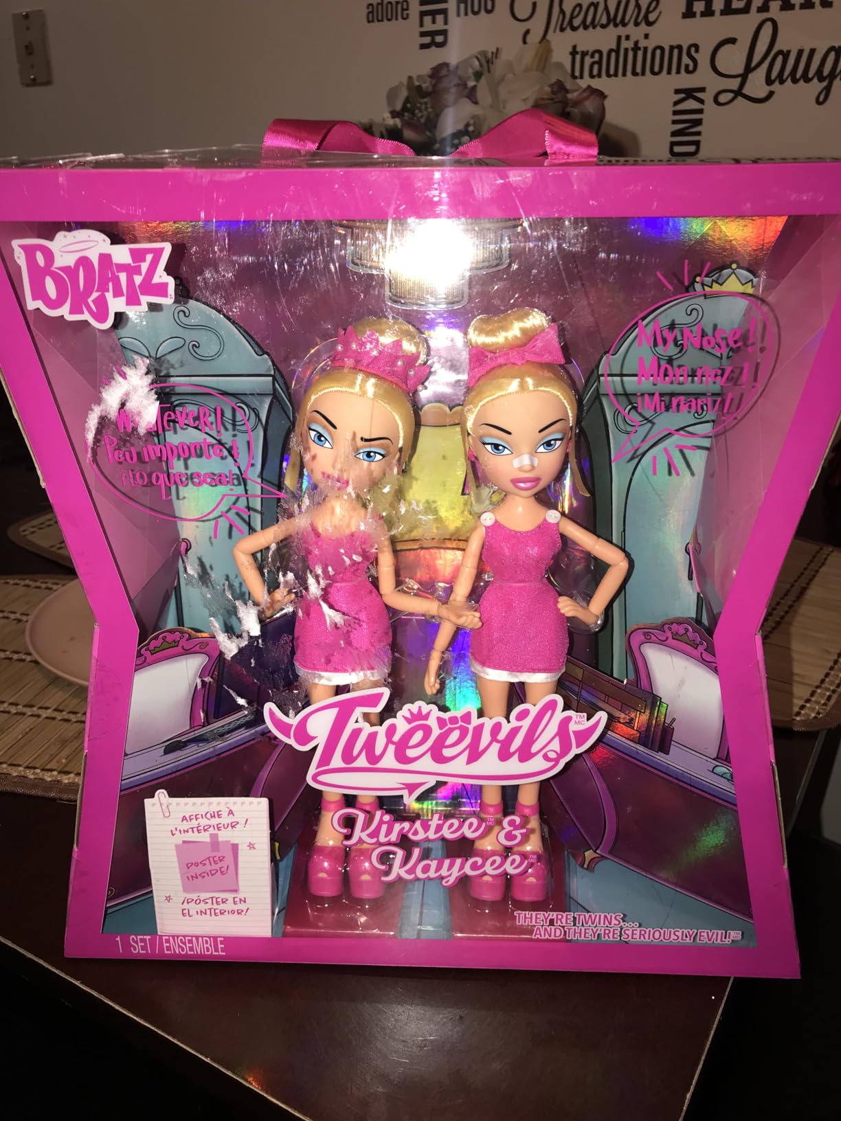 Amazon.com: Bratz Tweevils Special Edition 2-Pack Fashion Dolls : Toys ...