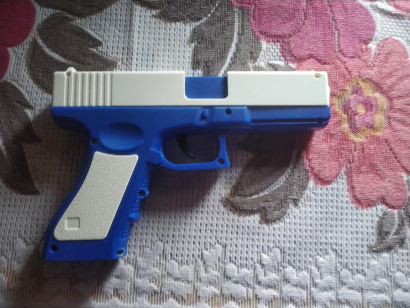 G Lock Gun Bullet Shell Ejecting Gun with Silencer 4+ Years with ...