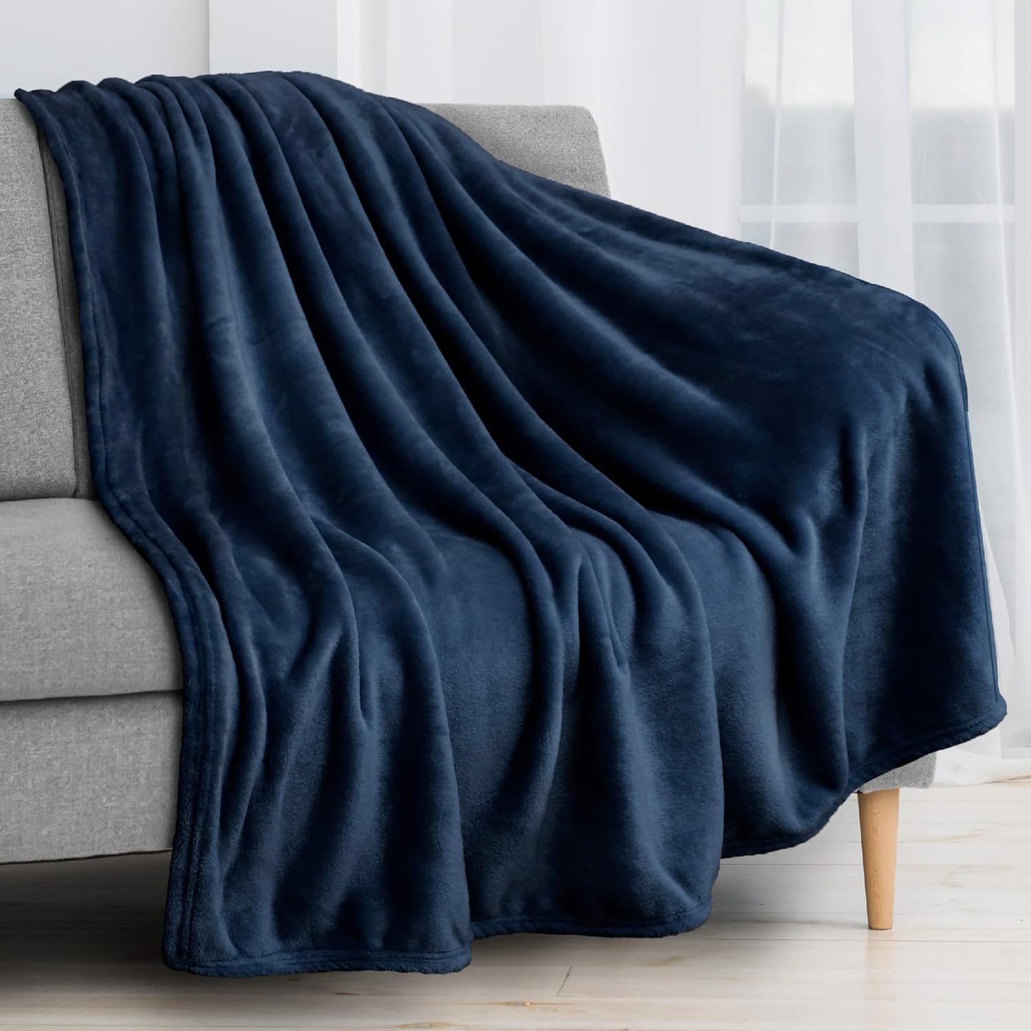 Amazon.com: PAVILIA Navy Blue Fleece Throw Blanket for Couch, Dark Blue ...