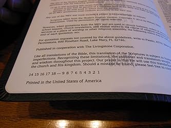 MEV Bible Thinline Reference: Modern English Version: Charisma House ...