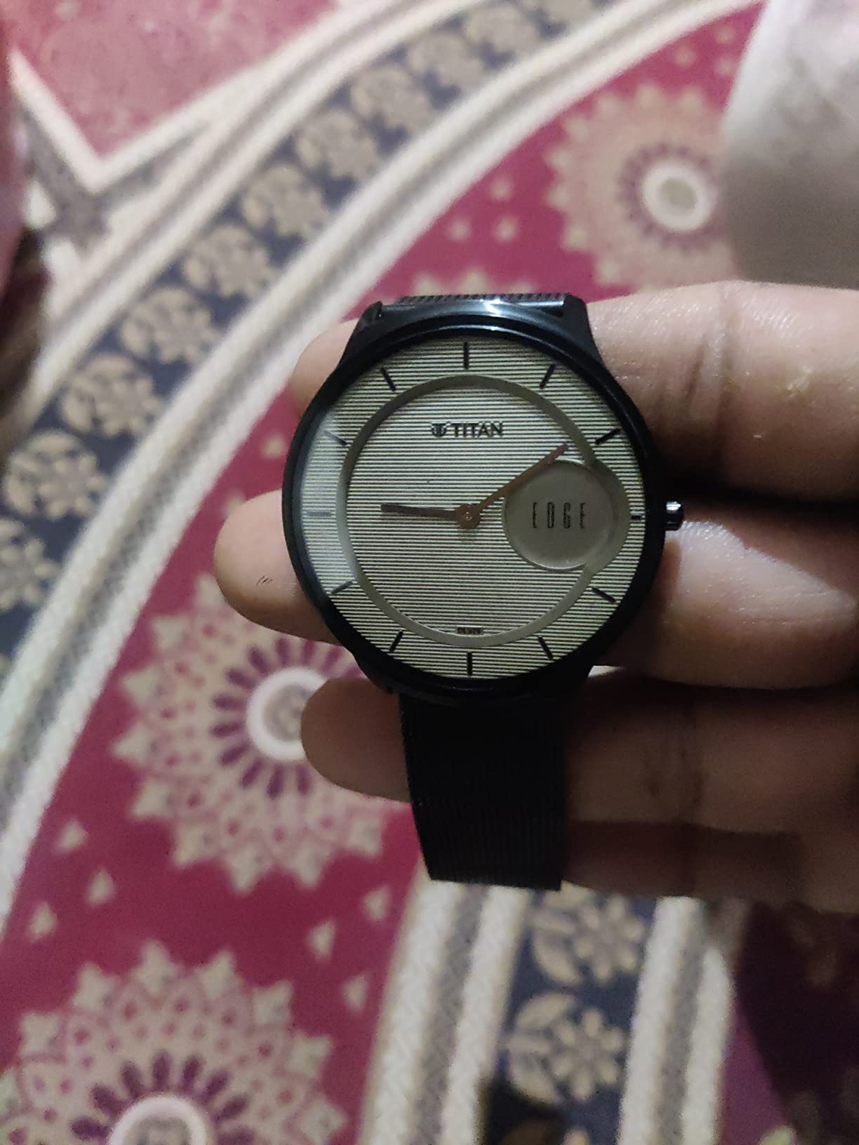 Titan Metal Edge Baseline Analog Beige Dial Men's Watch-1843Nm01 ...