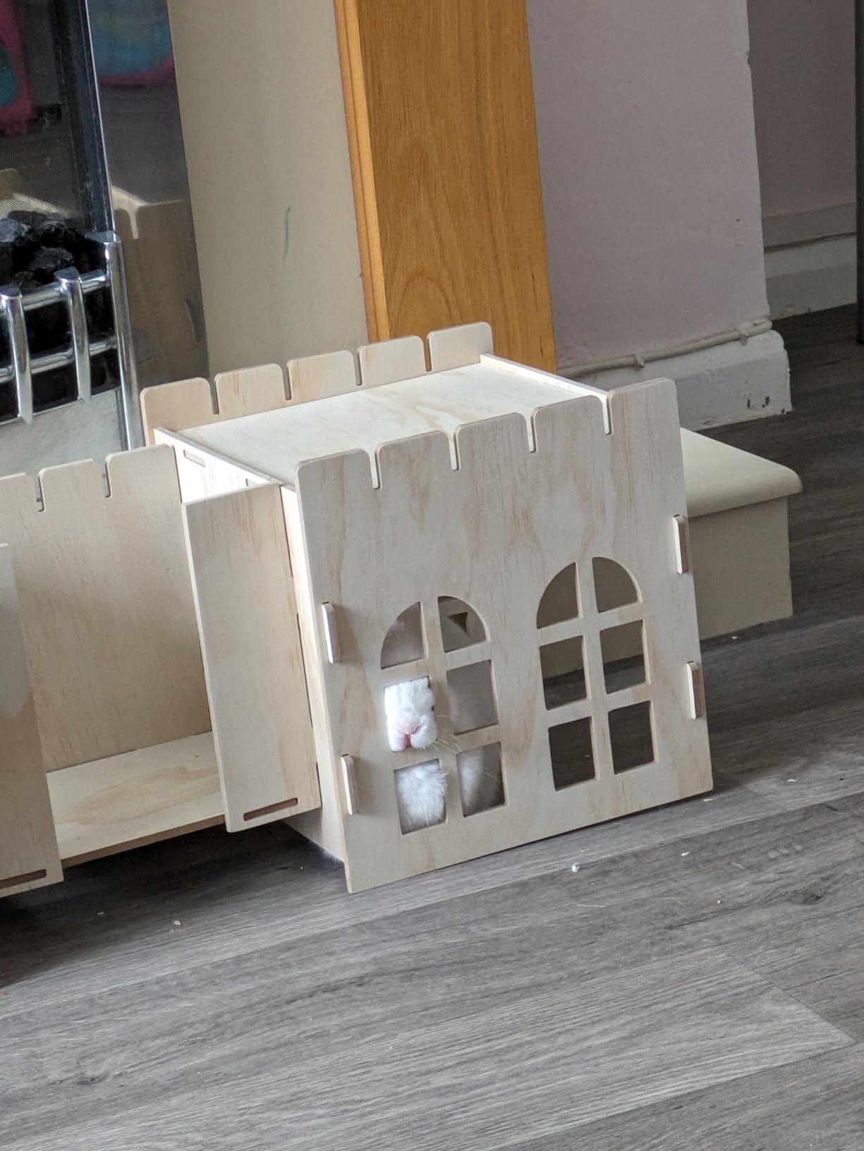 Navaris Rabbit Castle - Wooden Hideaway Playhouse for Bunny - MDF ...