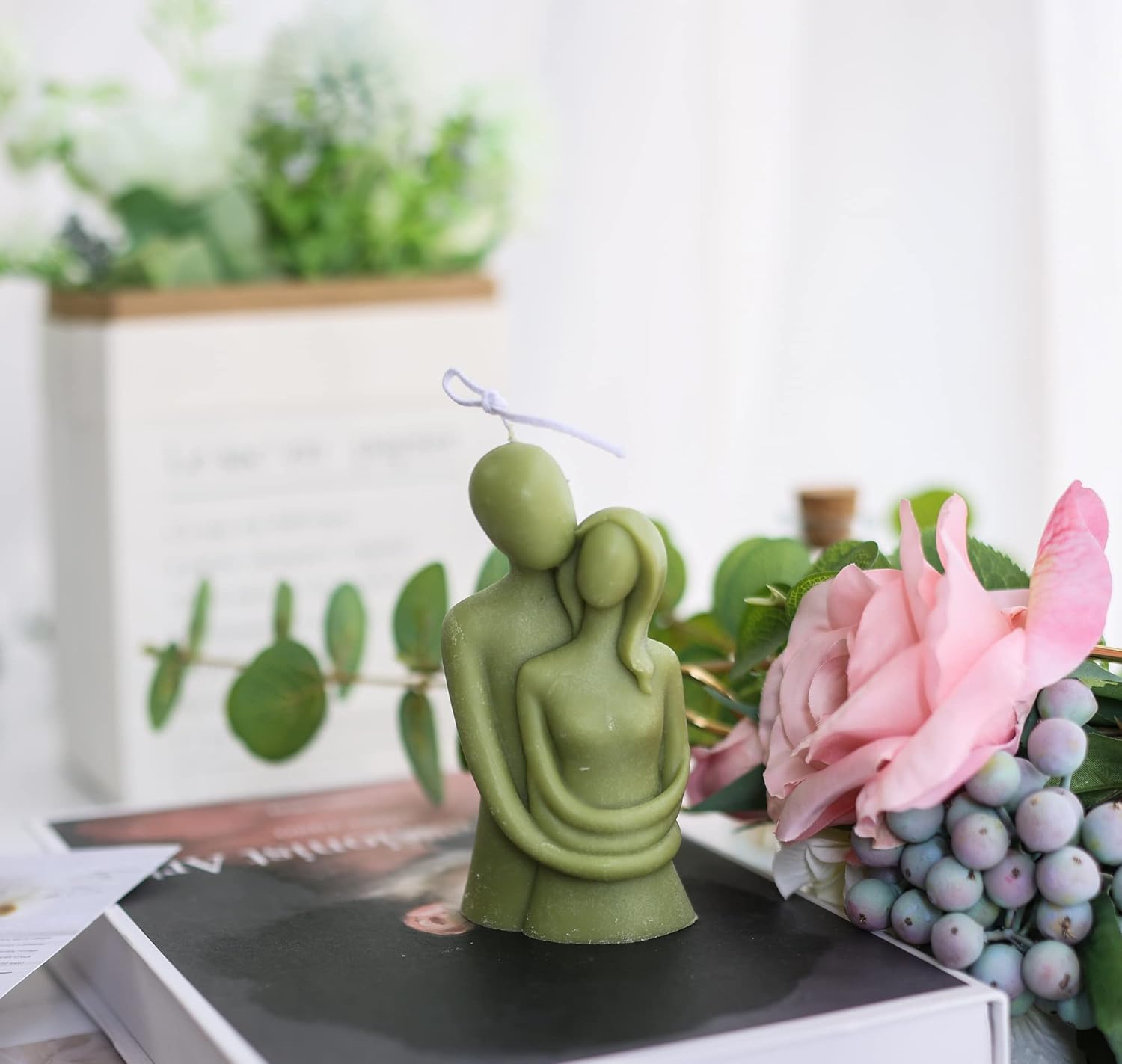 Amazon.com: Hugging Lovers Aroma Candles,100G Adam and Eve Couple Love ...