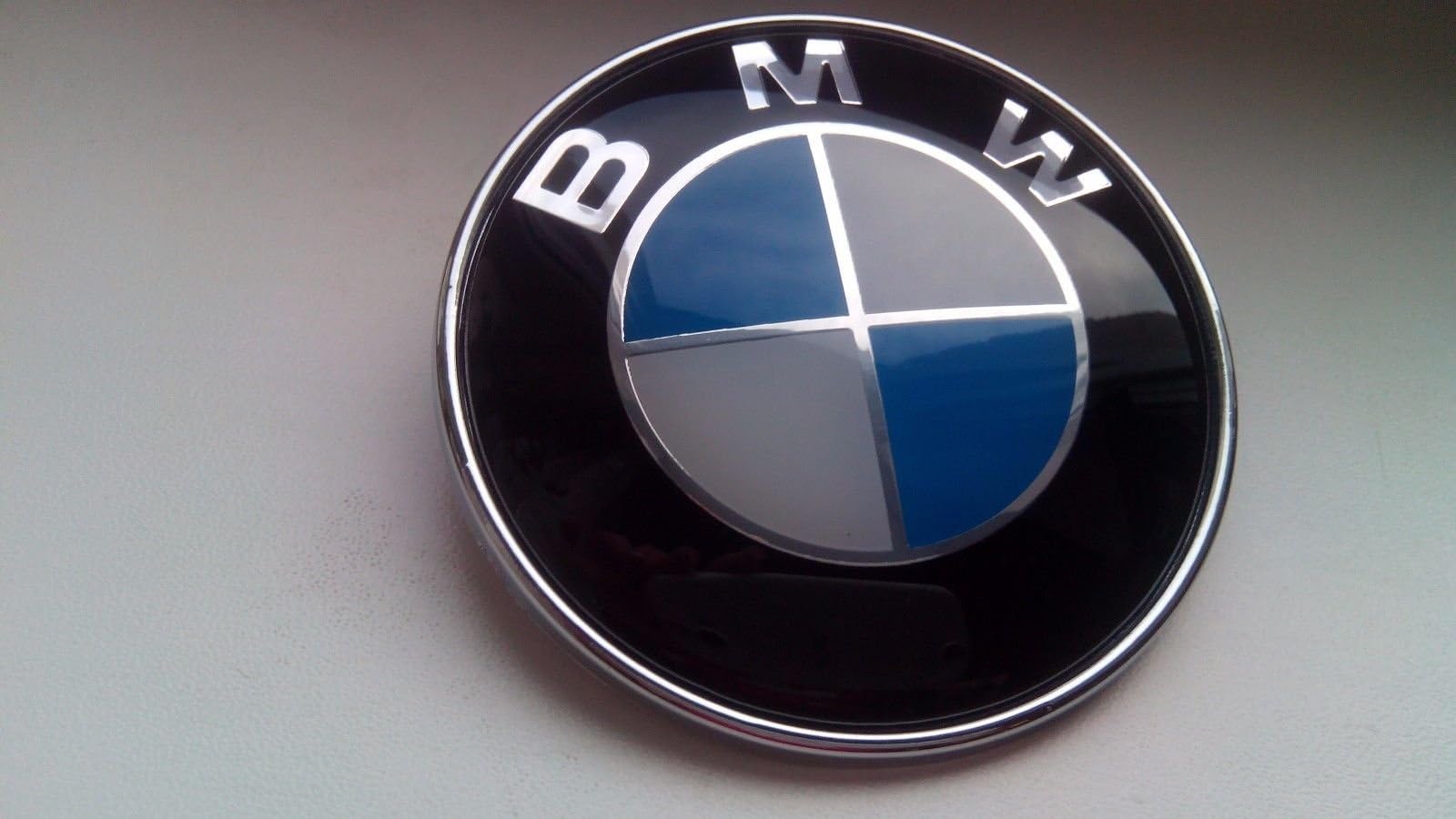 Amazon.com: "BMW Genuine Hood Roundel Emblem with 2 Grommets for All ...