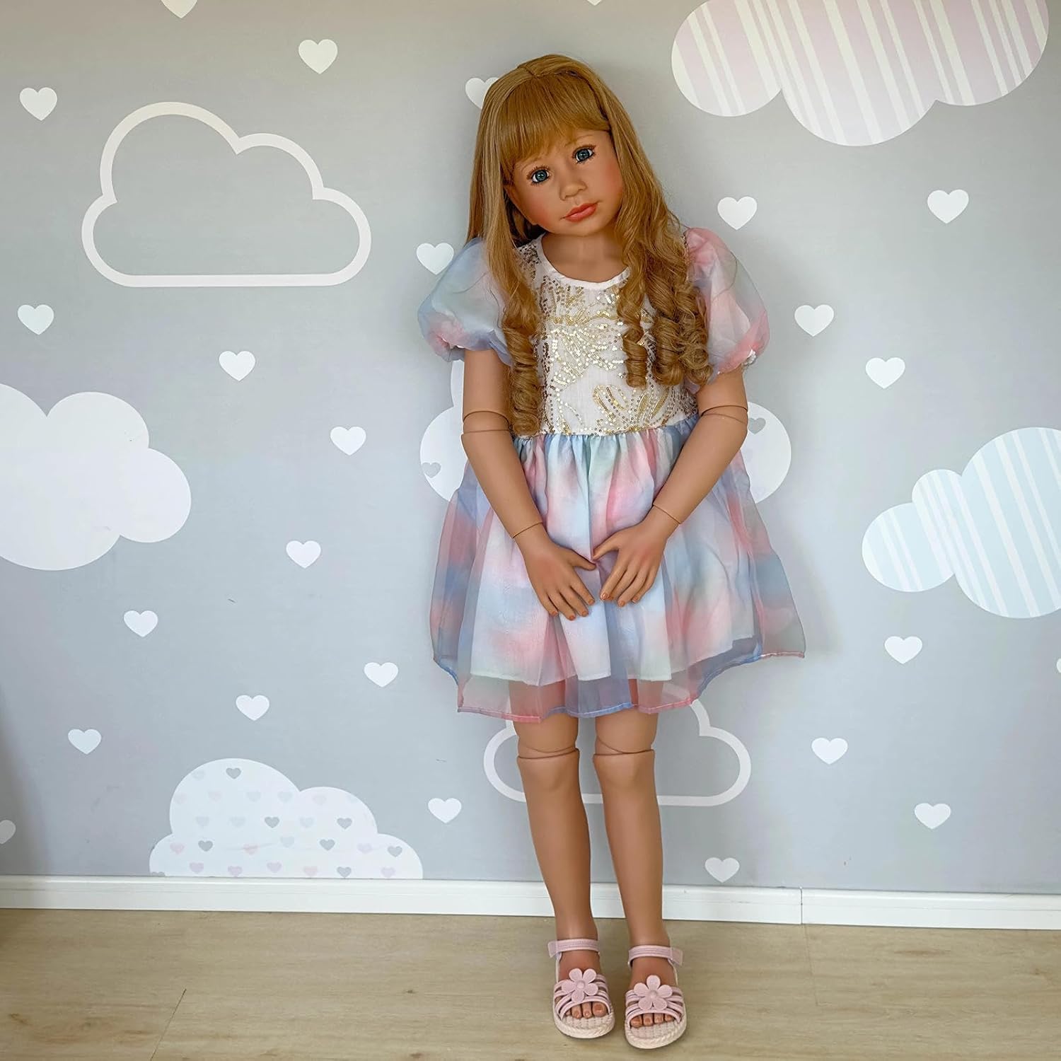 Amazon.co.jp: リボーンベビードール 女の子 120CM 47インチ フルボディ ハードビニール リアルなブロンド ロングヘア 幼児 赤ちゃん 立っている女の子 プリンセス 本物の ...