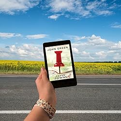 Amazon.com: Paper Towns: 8601420085329: Green, John: Books