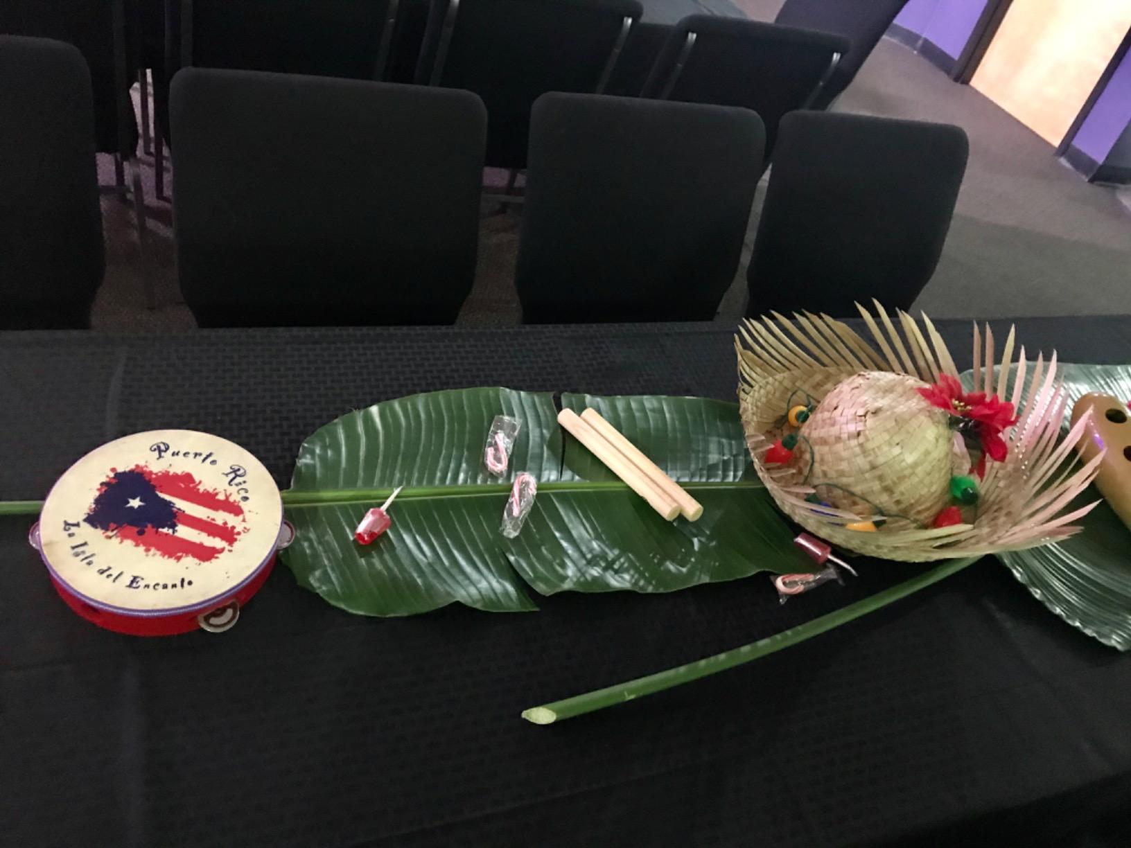 Amazon.com: 5d2 Parranda Kit with Puerto Rico Flag : Musical Instruments