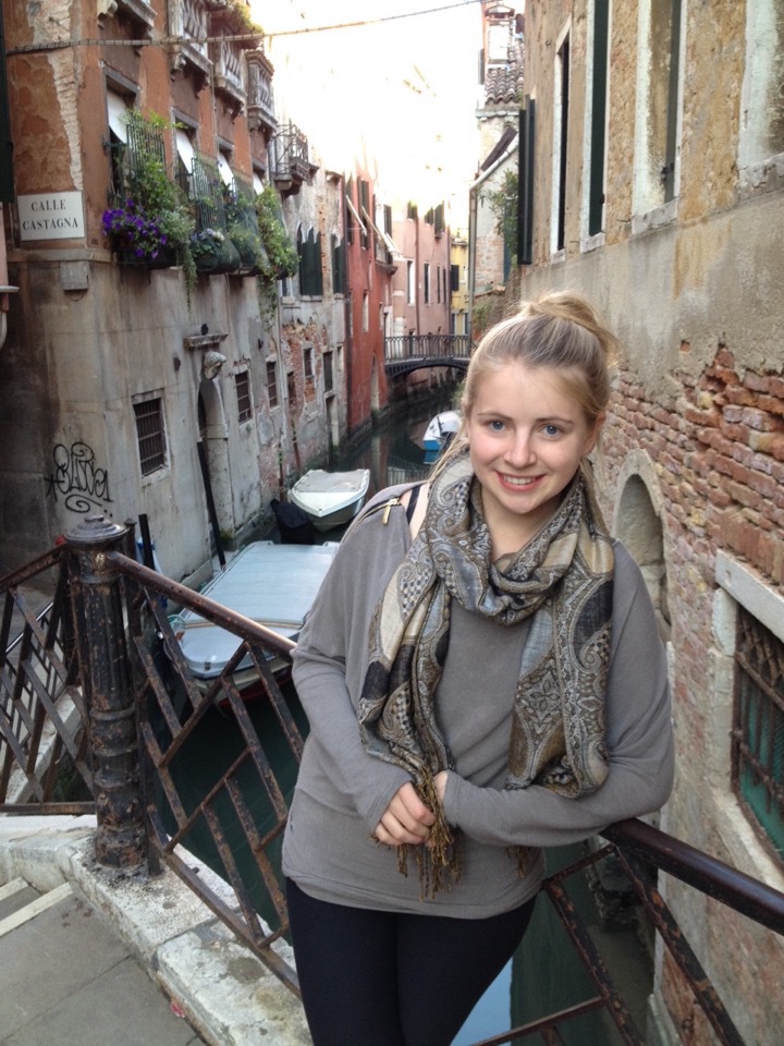 Amazon.in: Lisa Carlson: books, biography, latest update