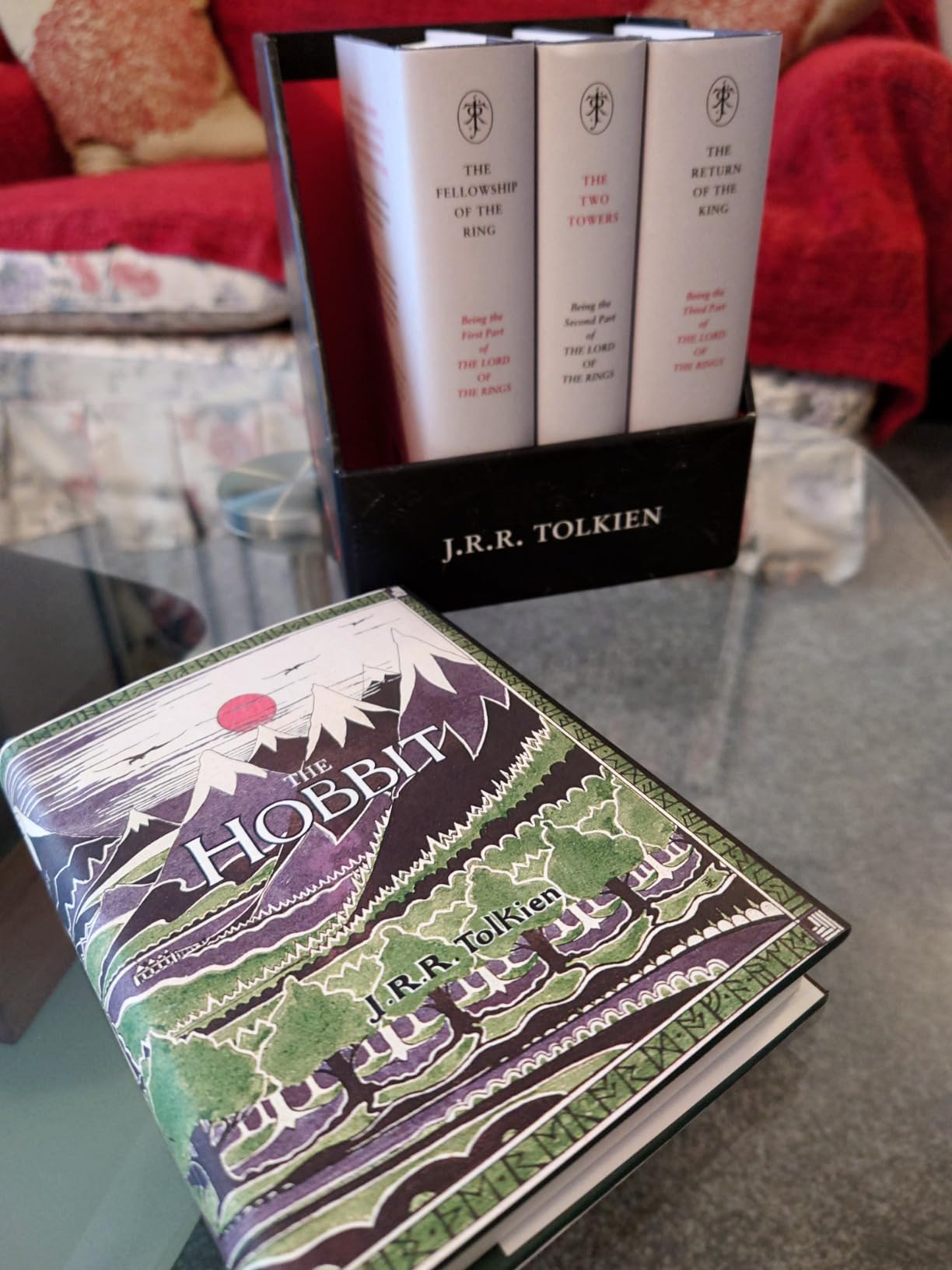 The Hobbit & The Lord of the Rings Gift Set: A Middle-earth Treasury: J ...