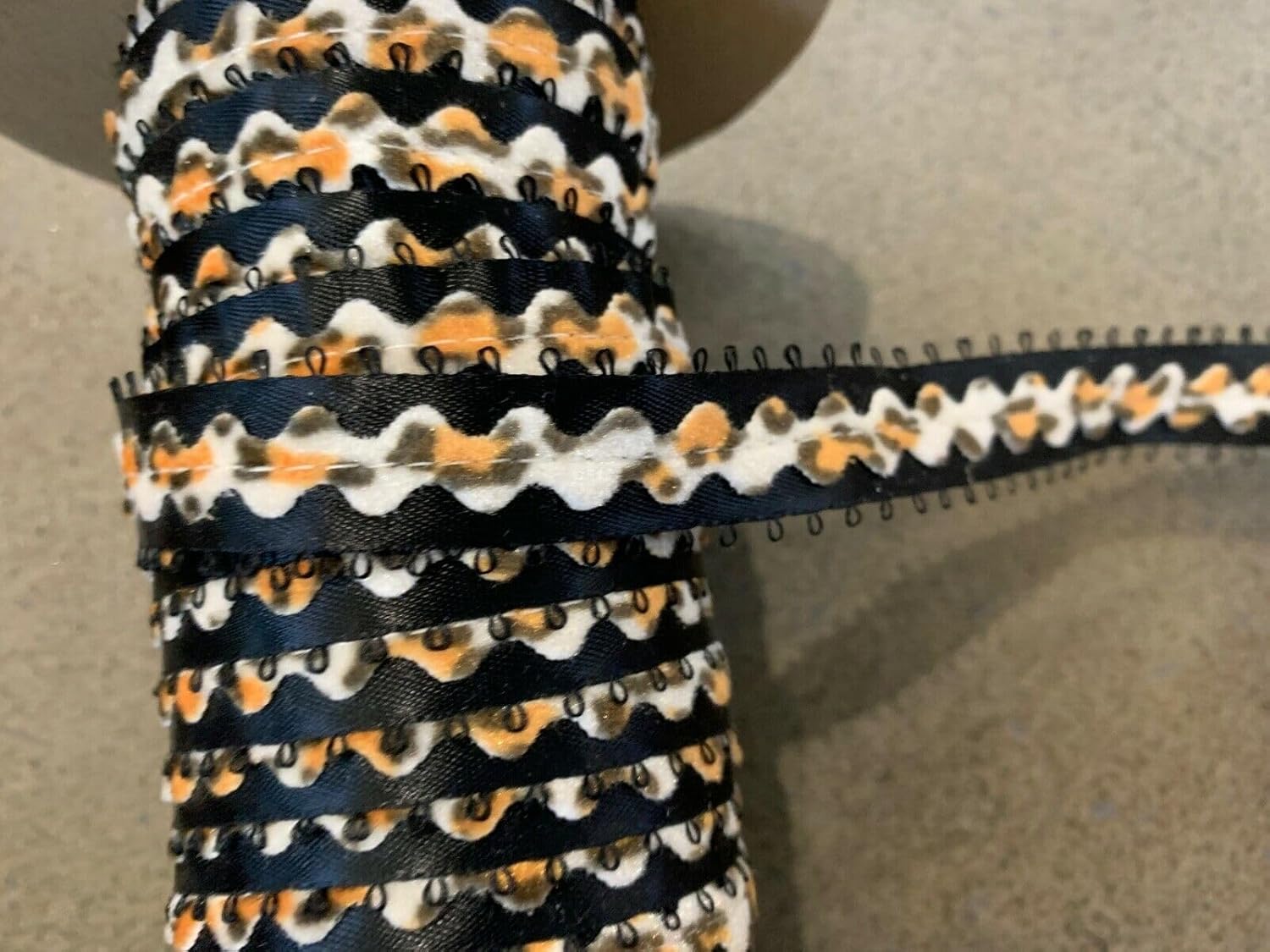Amazon.com: 5 Yards Black Satin Loop Edge Tan Cream Cheetah Print RIC ...