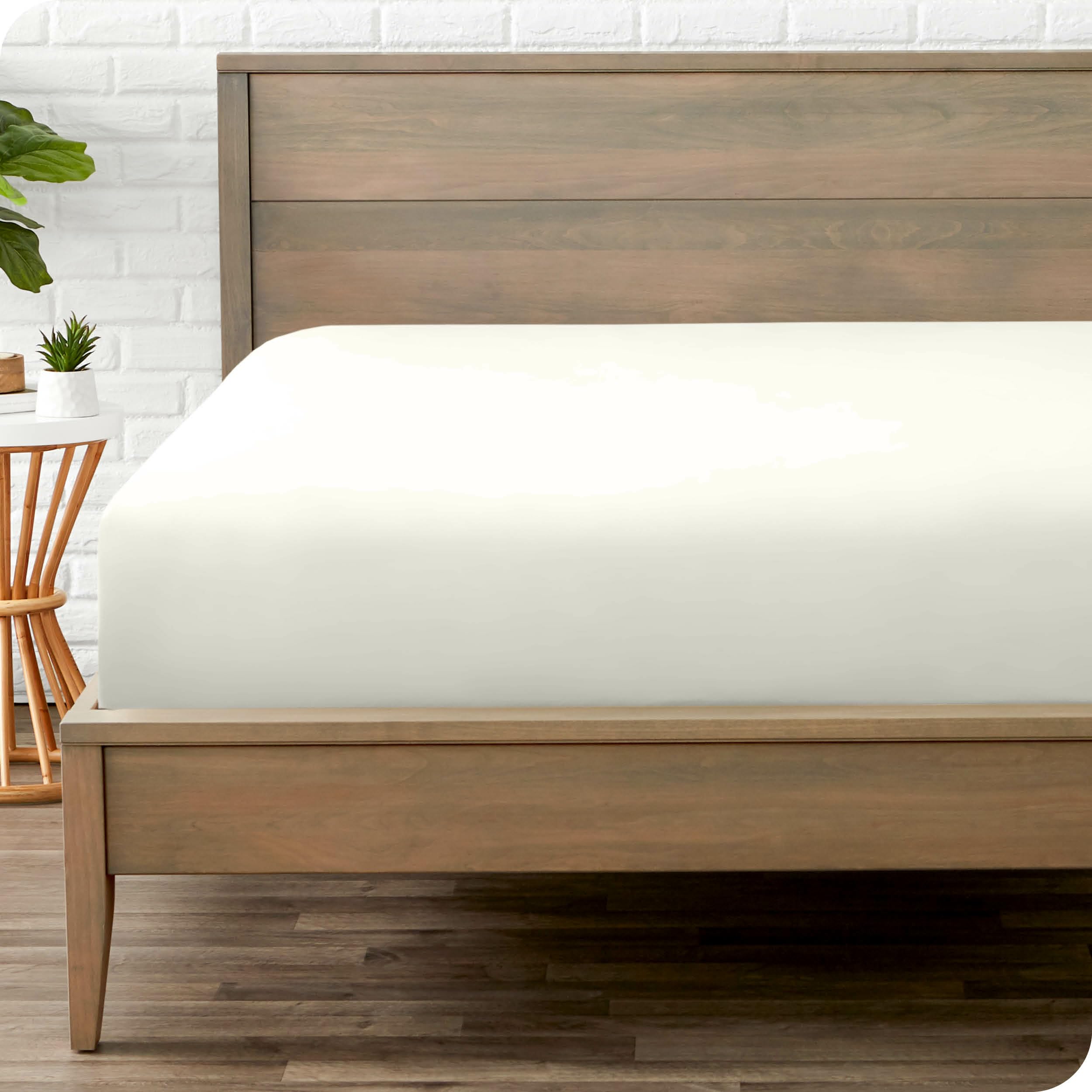 Amazon.com: Bare Home Fitted Bottom Sheet Full XL Size - Premium 1800 ...