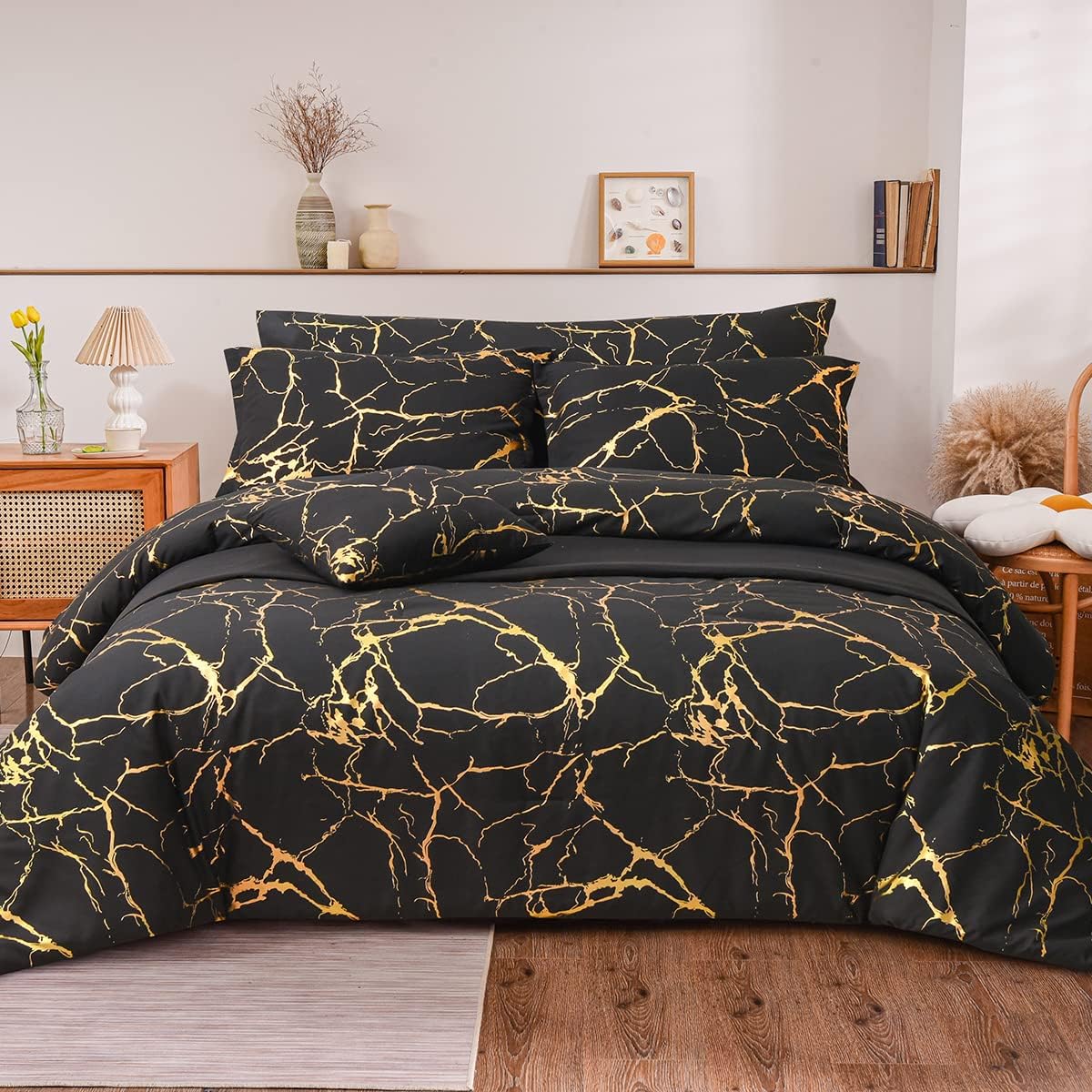 Amazon.com: Holawakaka Gold Metallic Marble Comforter and Sheet Set ...