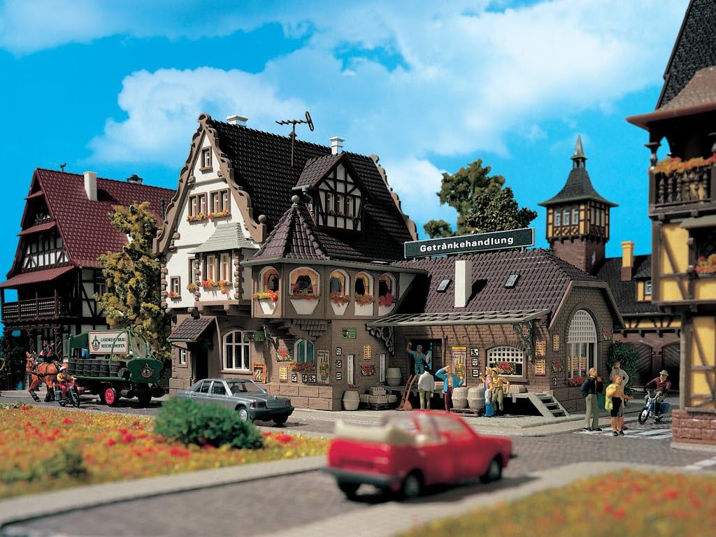 Amazon.com: HO Scale Liquor Store - 8-1/16 x 5-1/8" 20.5 x 13cm : Arts ...