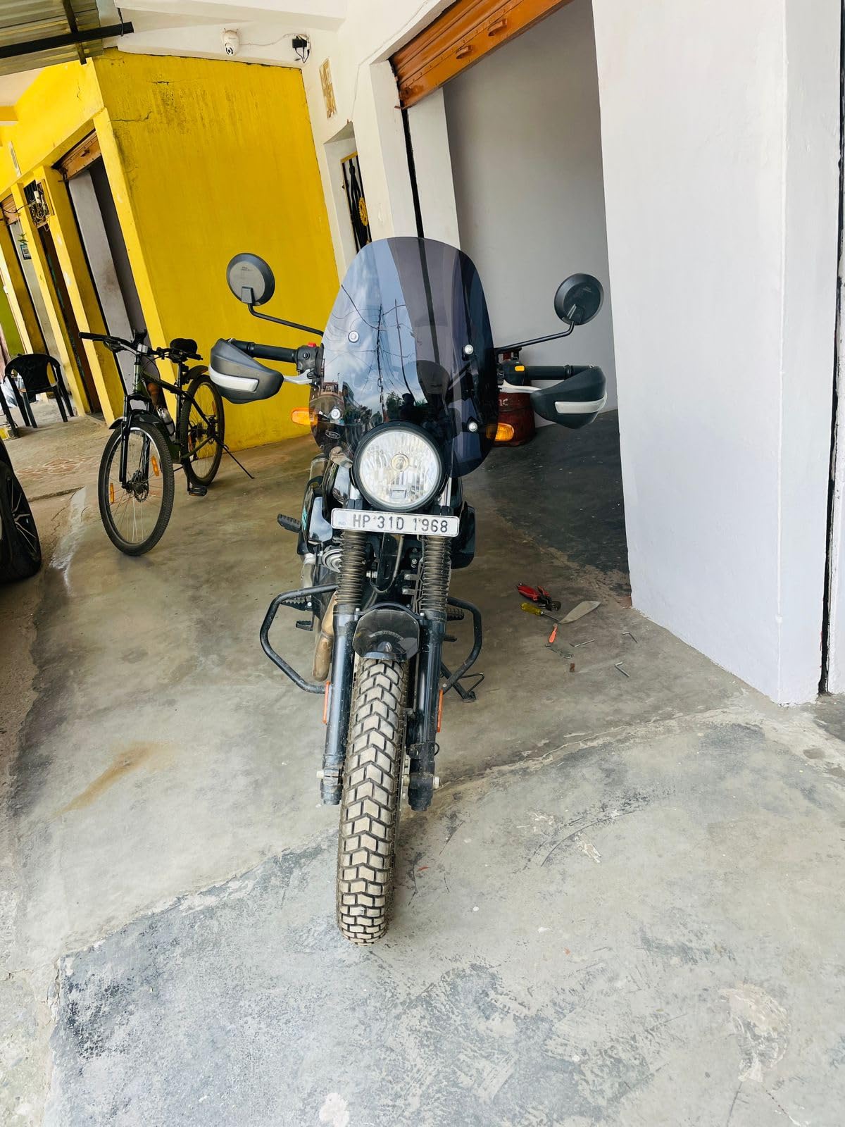 Dhe Best Bike Fiber Glass Front Windshield/Wind Shield Black Compatible ...