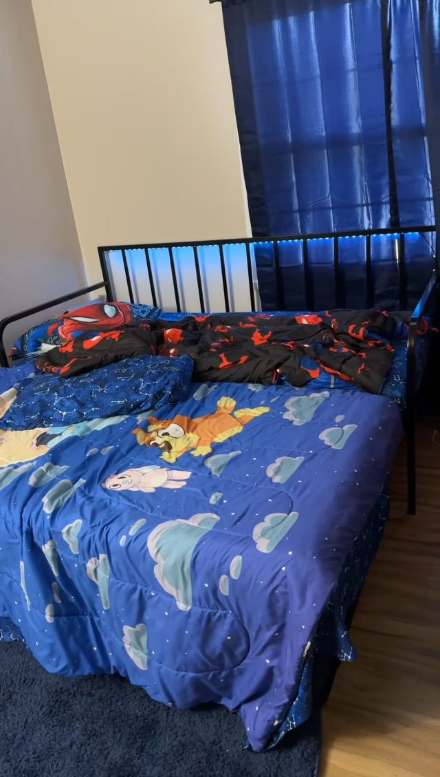 Watch Didnt know this bed lifts and becomes a KING on Amazon Live