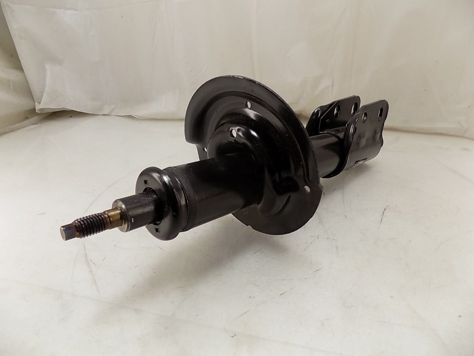 Monroe OESpectrum 72527 Suspension Strut for Chevrolet Equinox