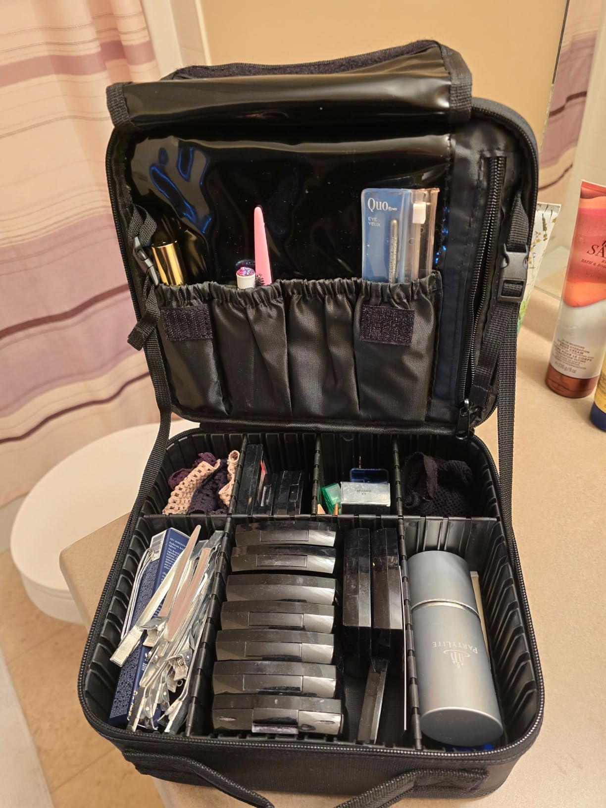 10.3 Inch Travel Makeup Case with Adjustable Dividers (Pink) : Amazon ...