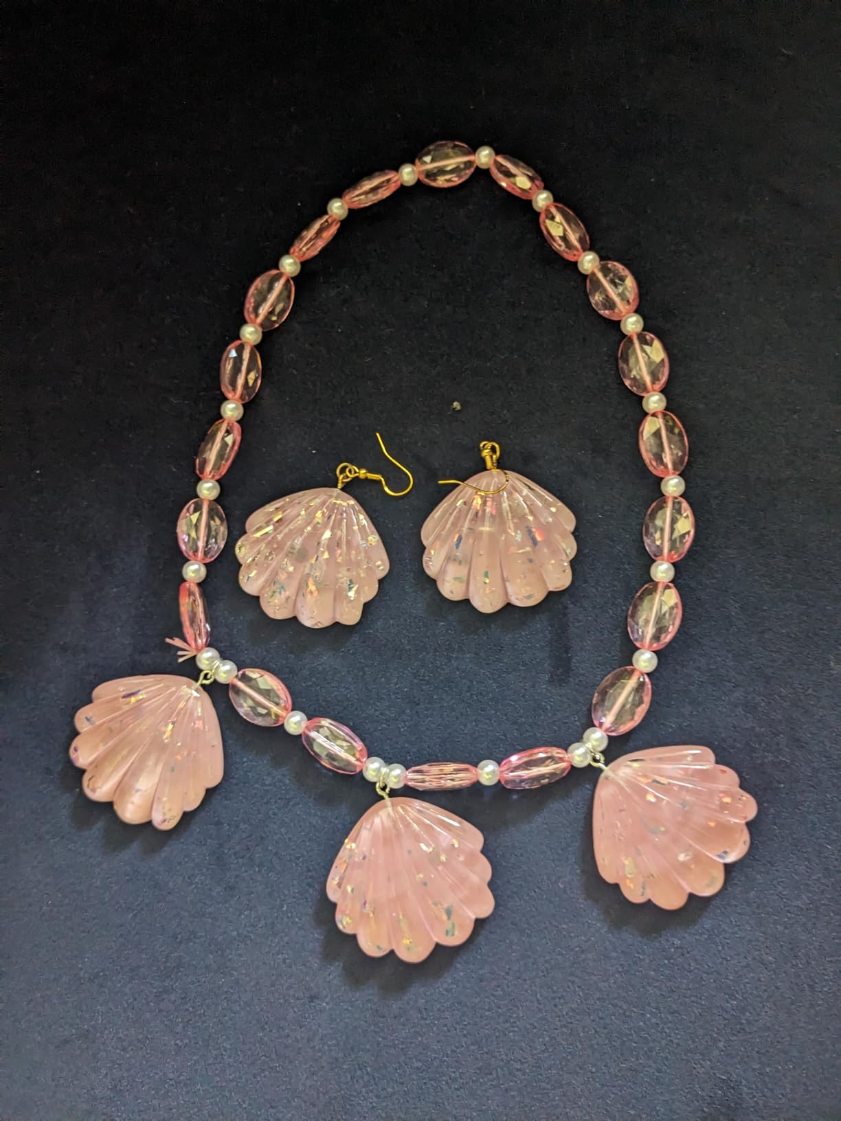TRIXES Pink Shell Jewellery Set 2PC – Glitter Shell Necklace and ...