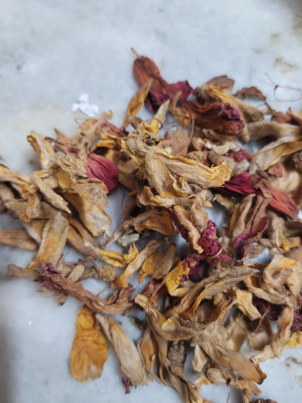Saara HERBAL FRESH Dry Hibiscus Flower, 50g | Sembaruthi Poo | Gudhal ...