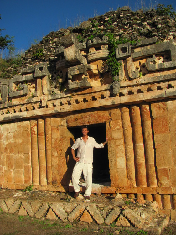 Amazon.com: James Perry: books, biography, latest update