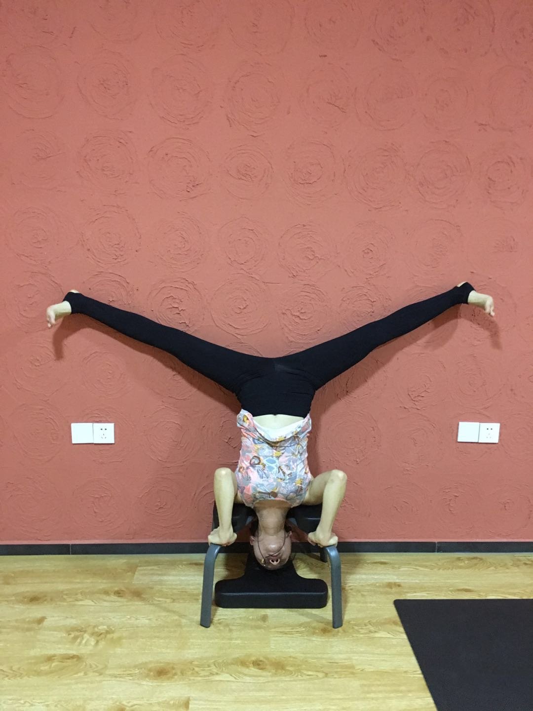 Buy Aozora Body Balanced Headstand Bench- Ideal Chair for Practice Head ...