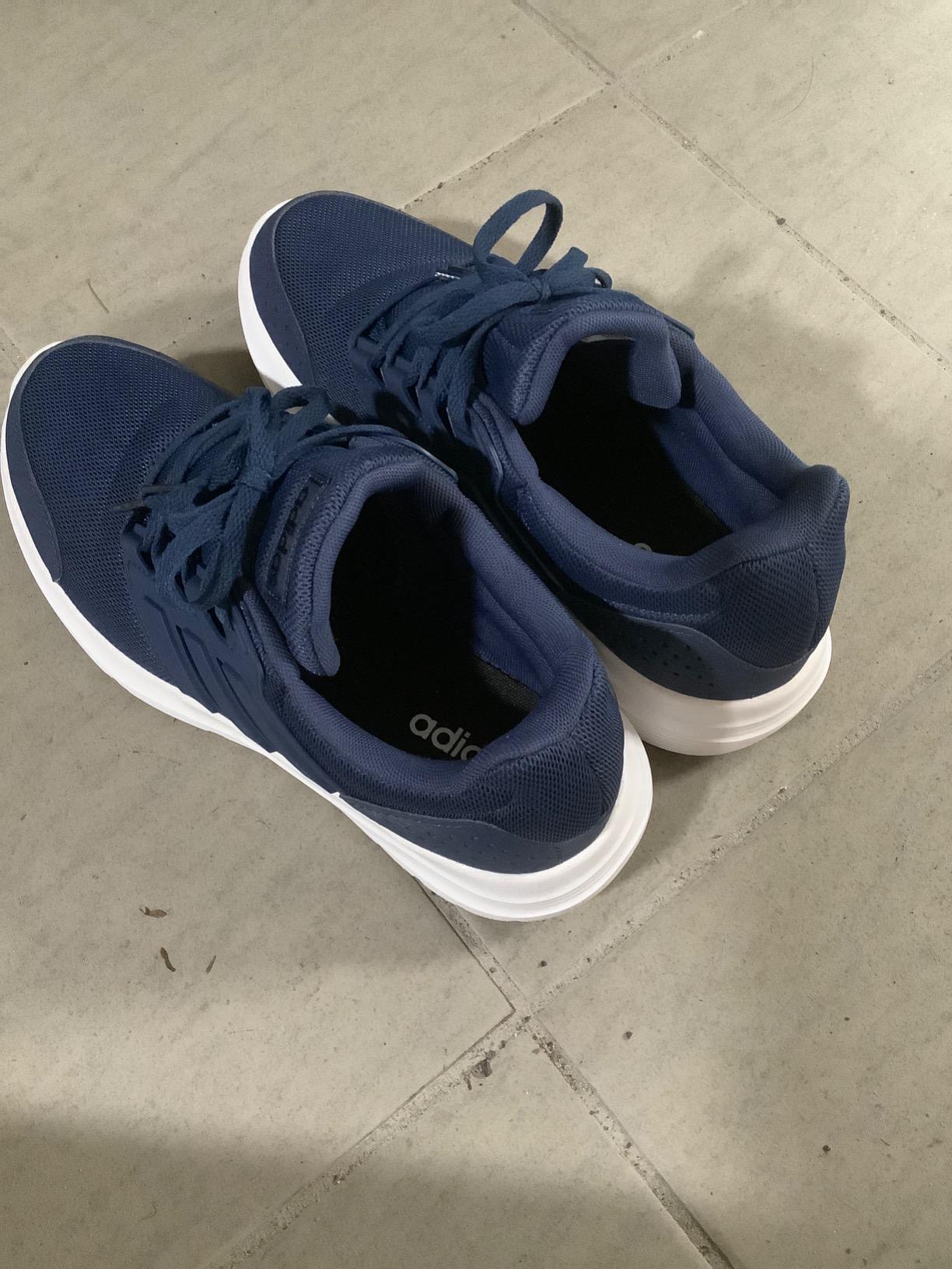 Amazon | [アディダス] ランニングシューズ ギャラクシー 4 DBF15 フットウェアホワイト/フットウェアホワイト/フットウェア ...