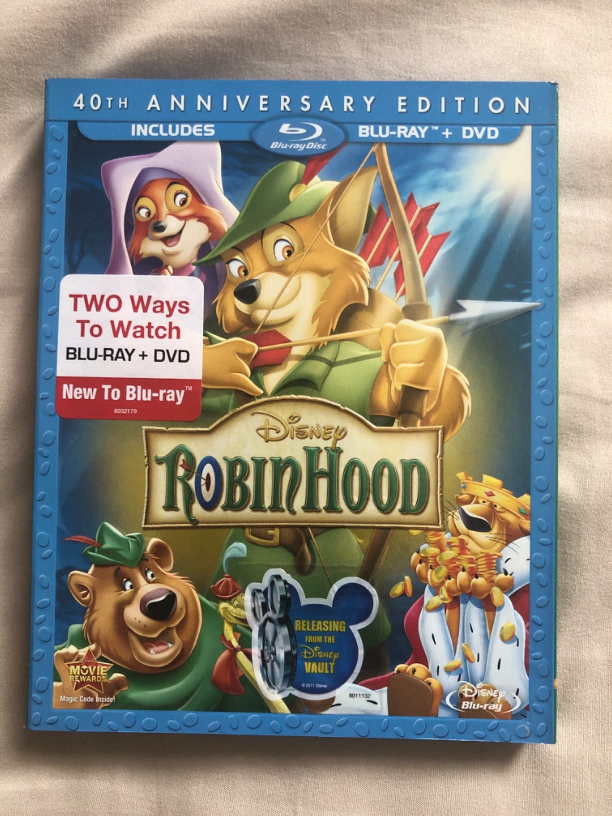 Robin Hood (Walt Disney's Animated Classic) [Import] : Wolfgang ...