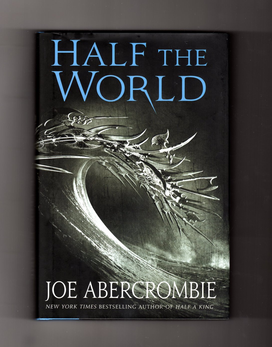 Amazon.com: Half the World (Shattered Sea): 9780804178426: Abercrombie ...
