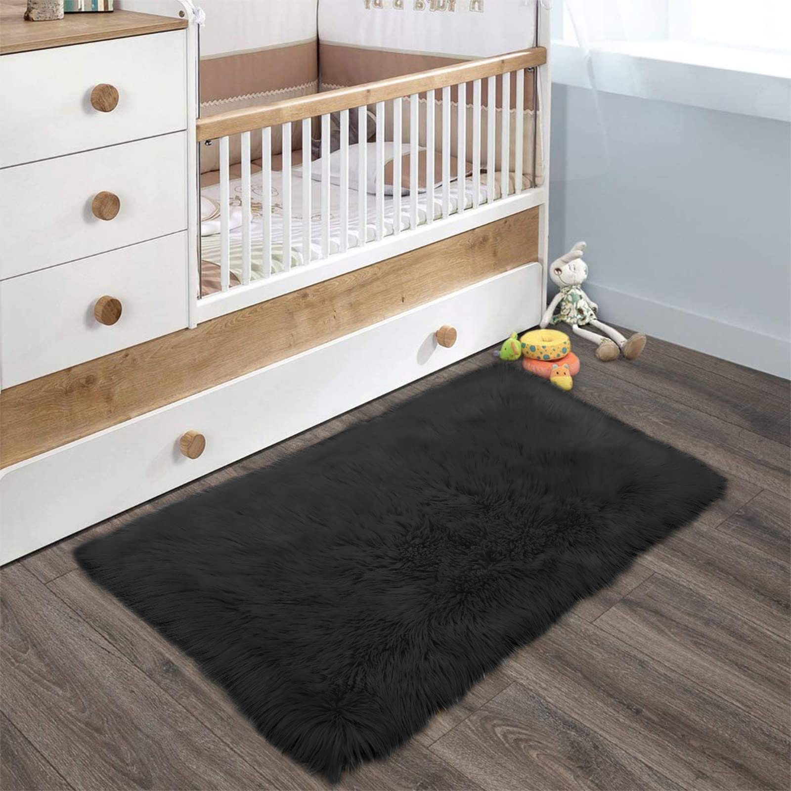 Latepis Fur Area Rug for Bedroom, Throw Rugs 2x3 Faux Sheepskin ...
